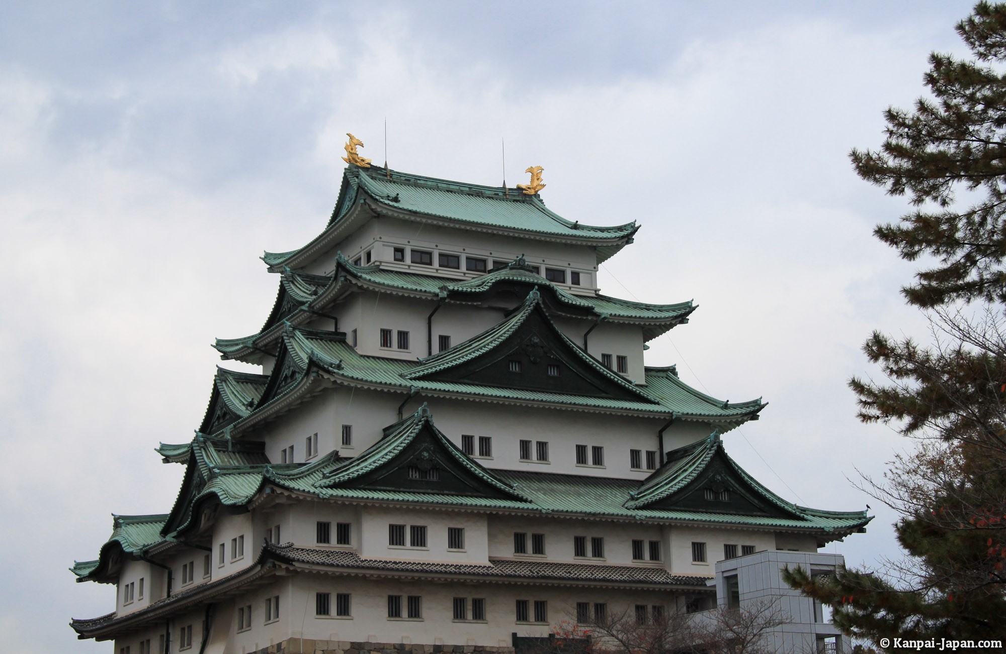 Nagoya Castle - The symbol of the city and its beautiful gardens