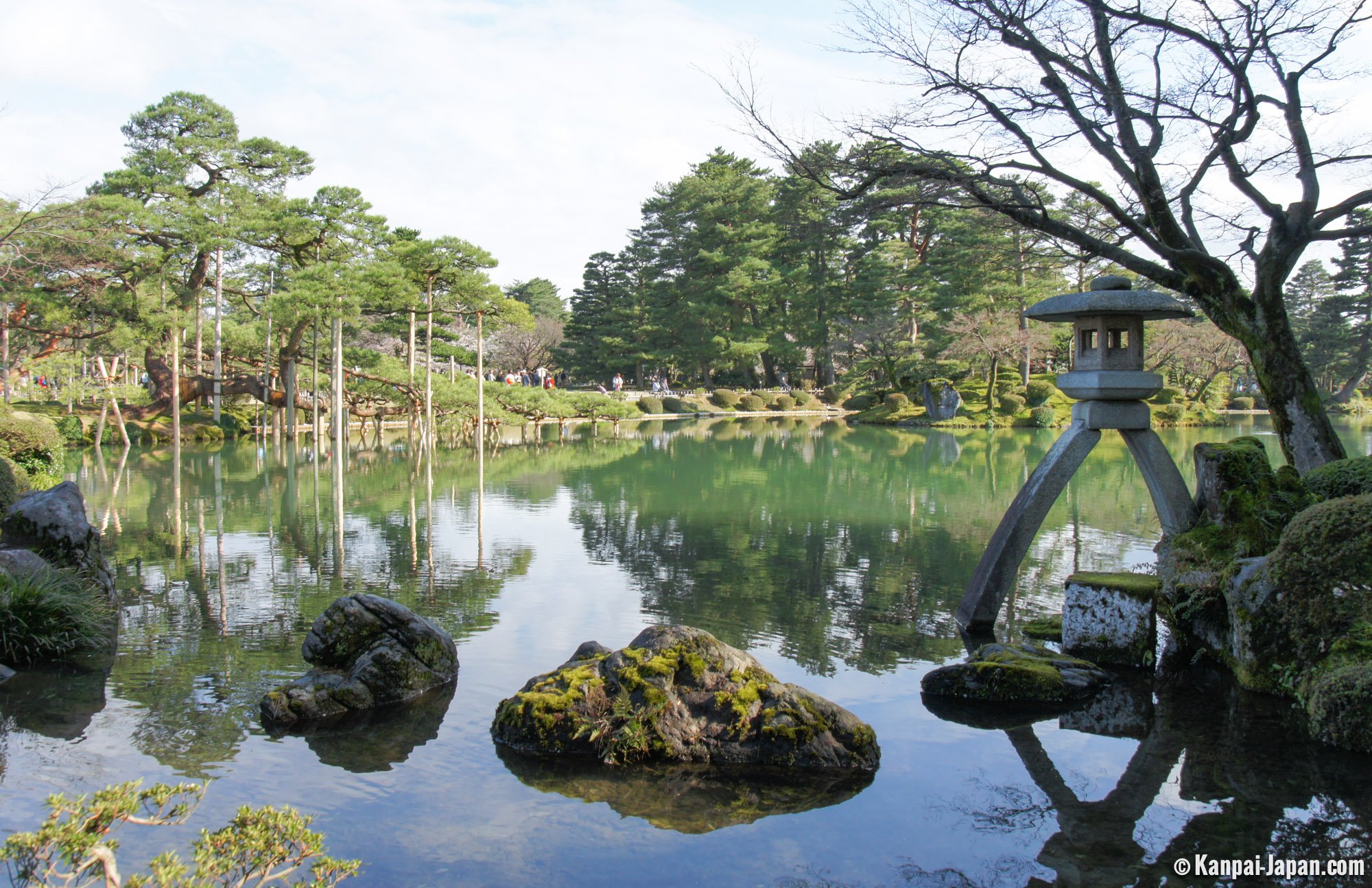 Kenrokuen - Kanazawa's Beautiful Garden