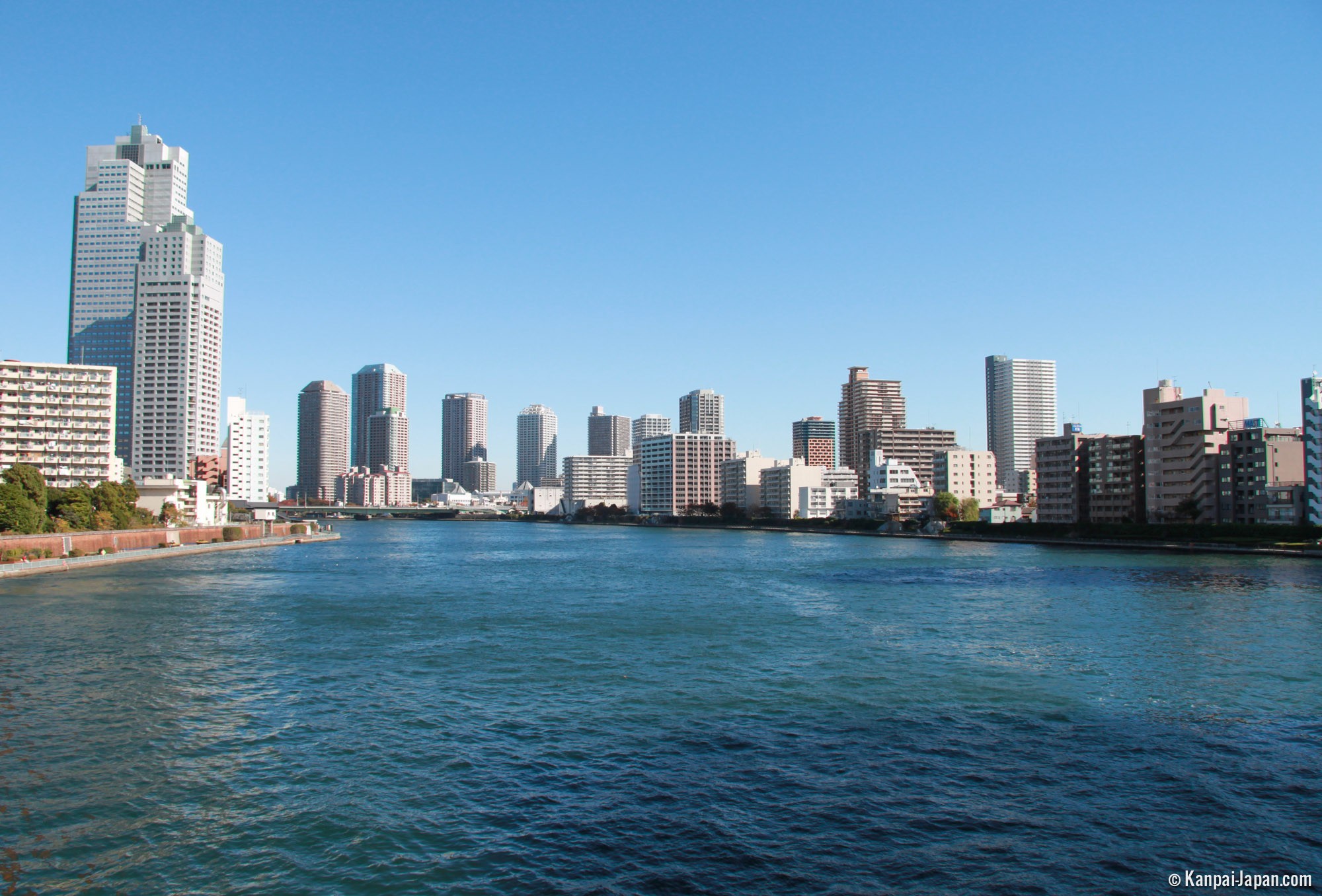 Tsukishima - The artificial island home of monjayaki